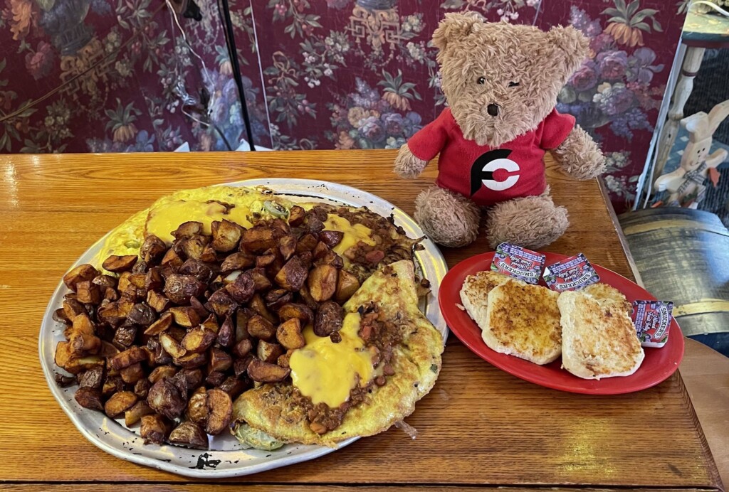 Windhill Pancake Parlor's 12-Egg "Ironman" Breakfast Challenge ...