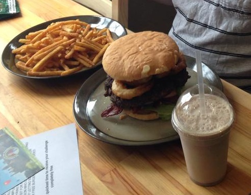 shakes baps burger - FoodChallenges.com - FoodChallenges.com