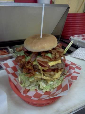 The Big Daddy Burger Challenge (Pharr) - FoodChallenges.com ...