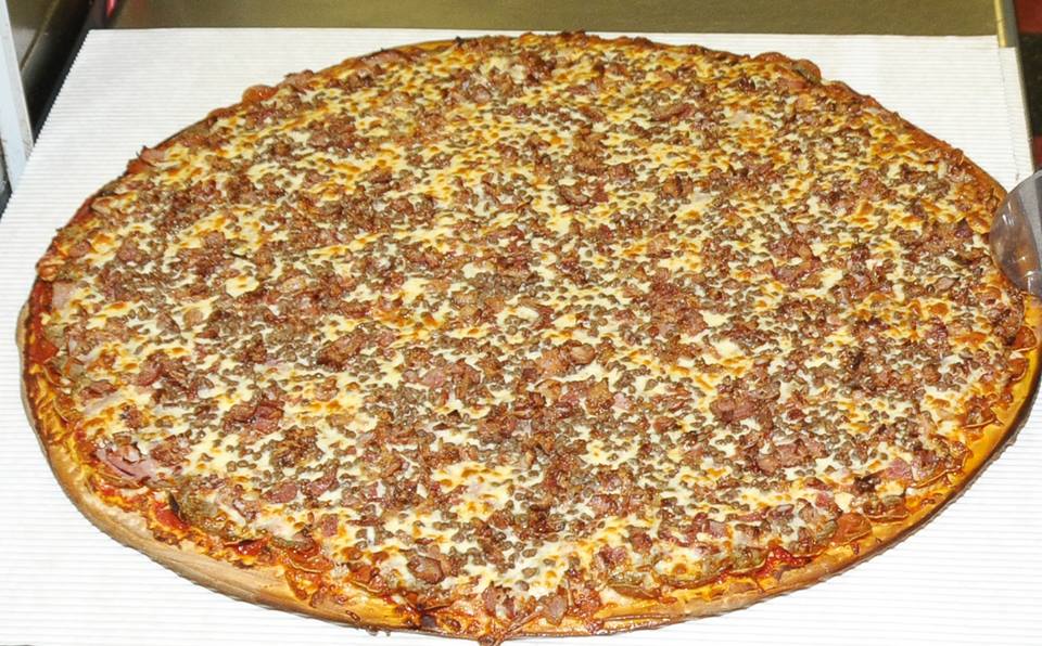 Joseppi’s 28″ Mega Meat Pizza Challenge OLD - FoodChallenges.com ...