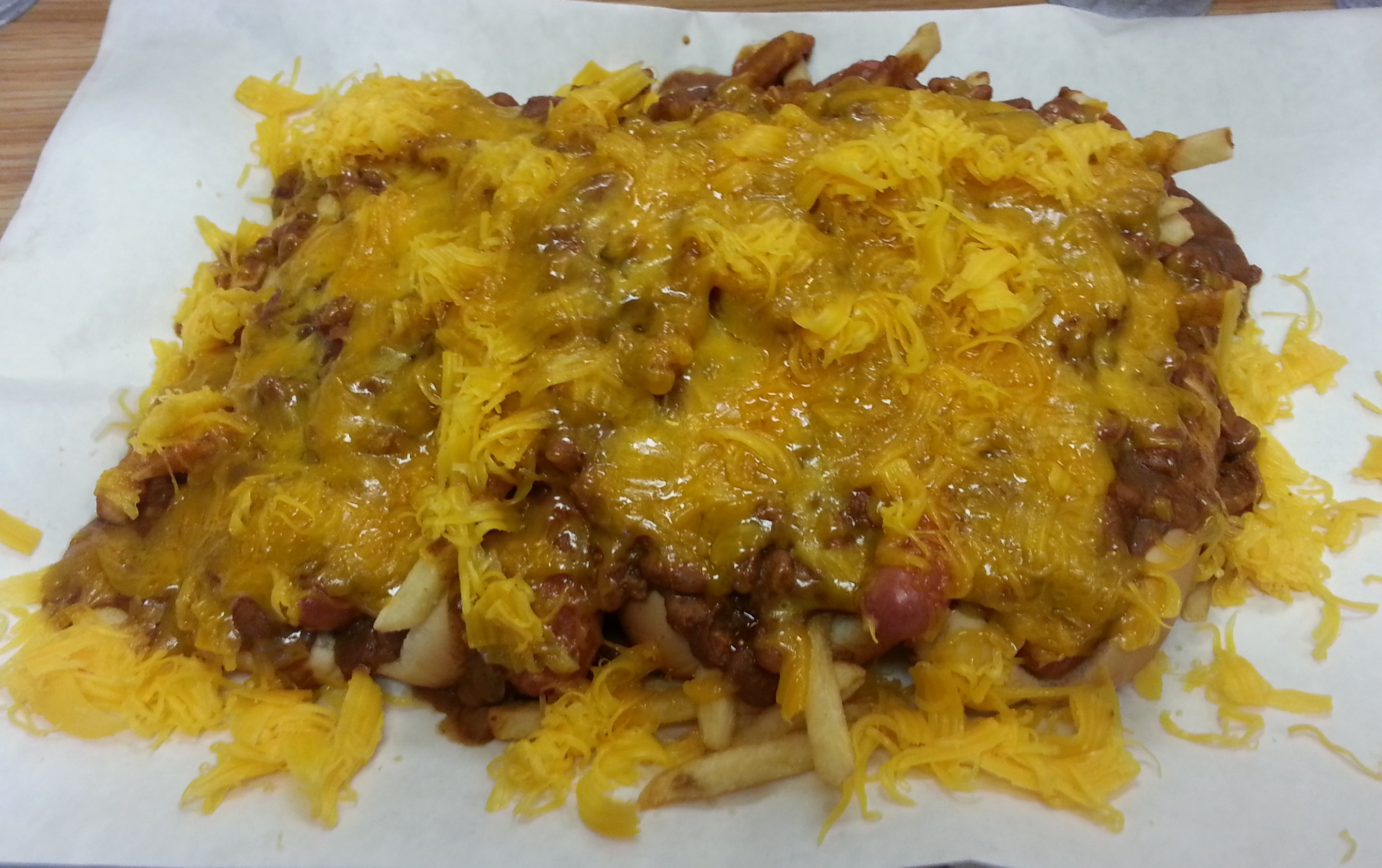 Parker's 5lb Chili Cheese Dog Challenge - FoodChallenges.com ...
