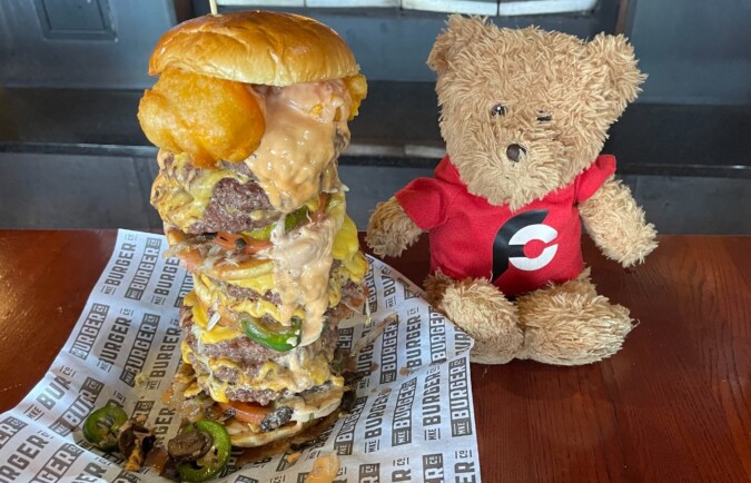 The Big Milwaukee Burger Challenge (Hudson) - FoodChallenges.com ...