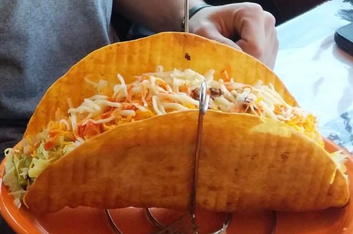 Los Alfaro's Footlong Taco Record Challenge - FoodChallenges.com ...